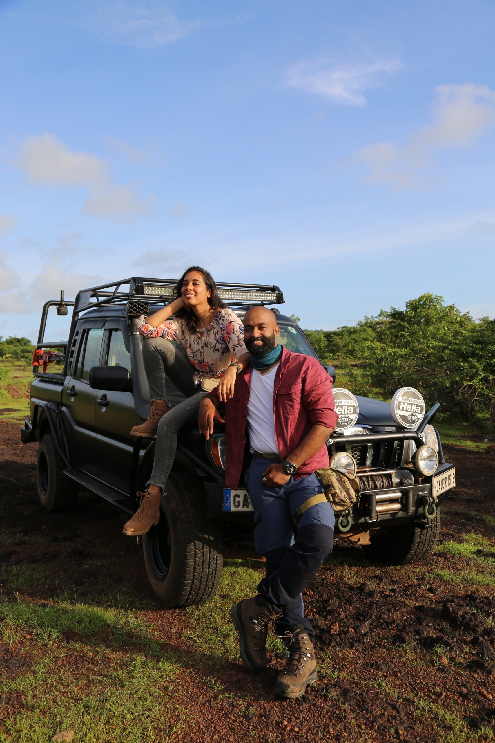 Meet this snake rescuer couple from Goa - Tweak India